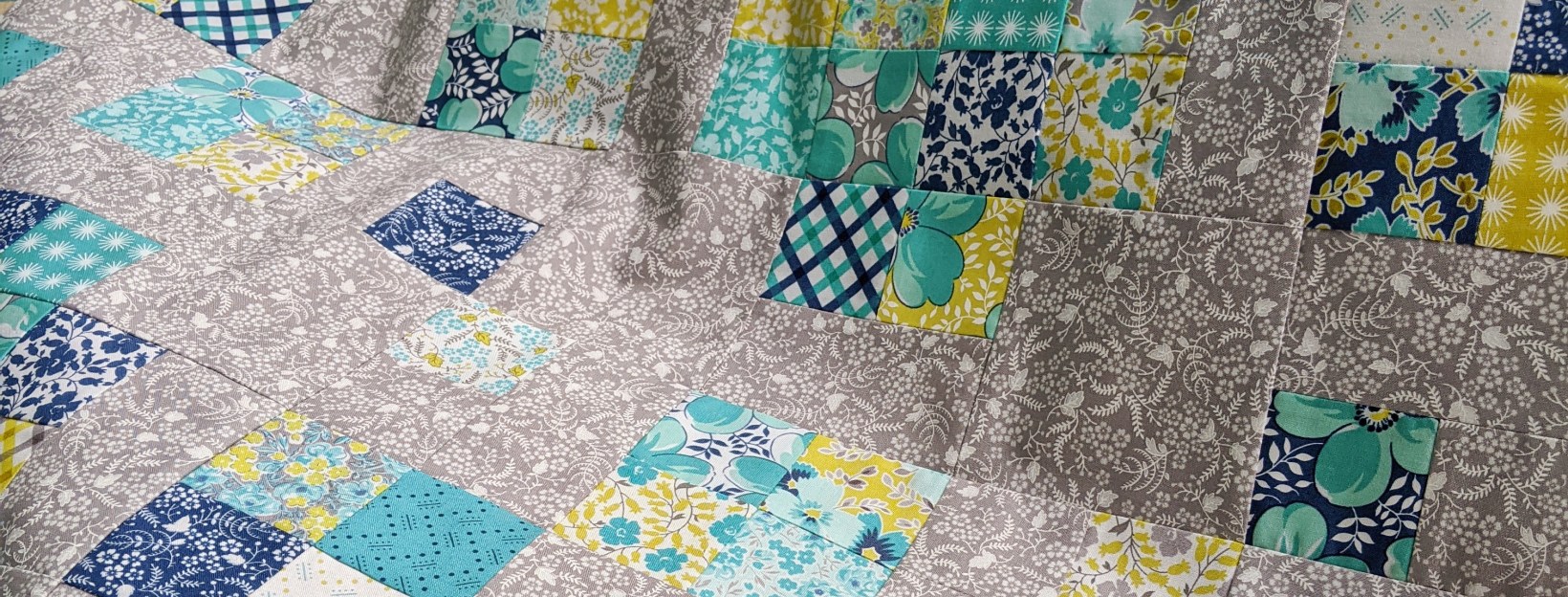 Mini Charm Chiffon Quilt – That Crafty Cara